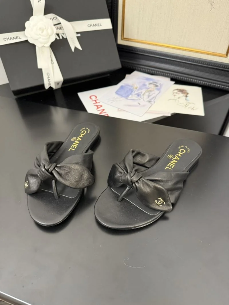 Mirror quality Chanel Slippers