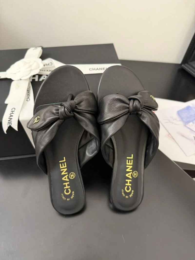 Mirror quality Chanel Slippers