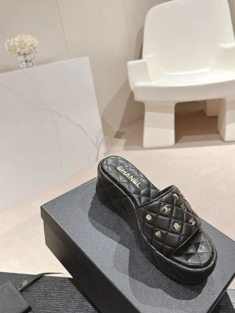 Brand-authenticated Chanel Slippers