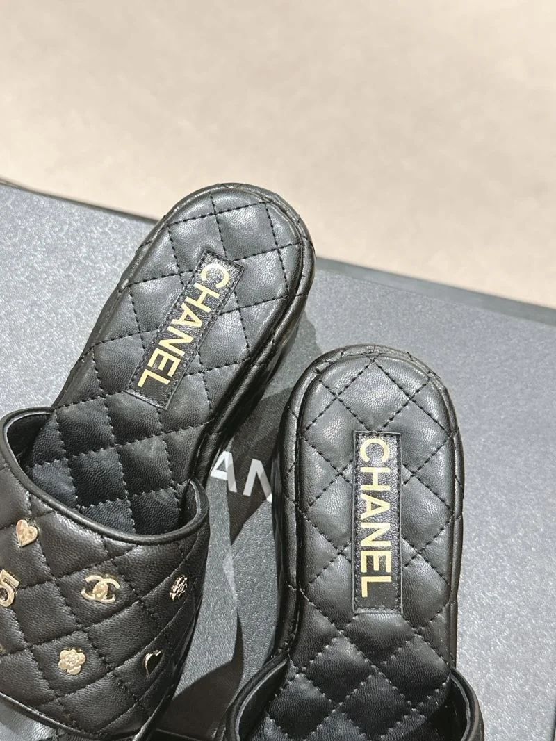 Brand-authenticated Chanel Slippers