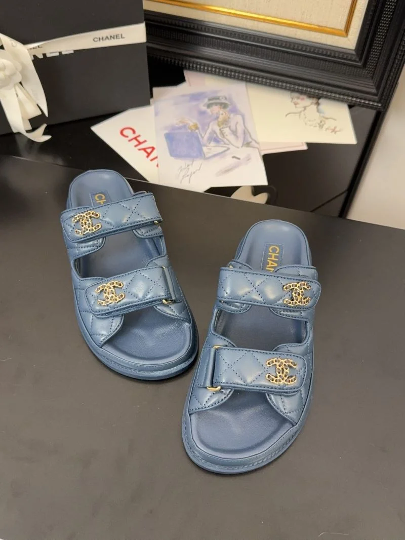 Accurate model Chanel Slippers