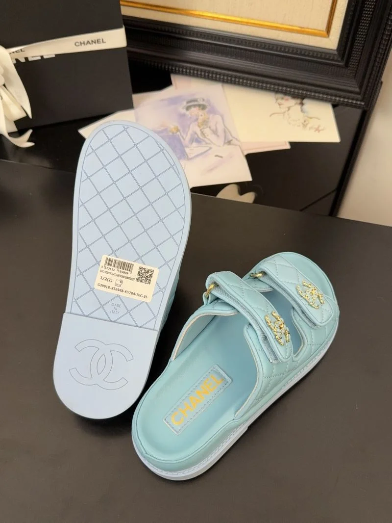 Mirror quality Chanel Slippers