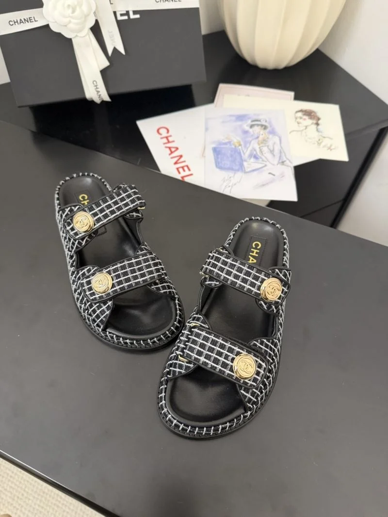 Mirror quality Chanel Slippers