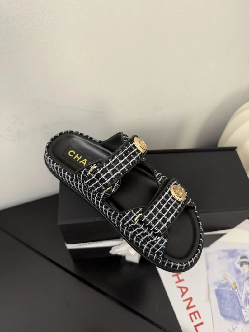Mirror quality Chanel Slippers