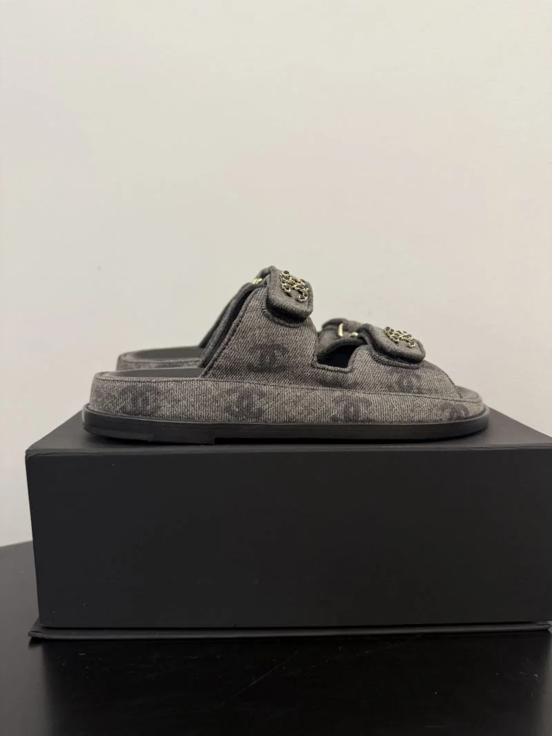 Legit Chanel Slippers