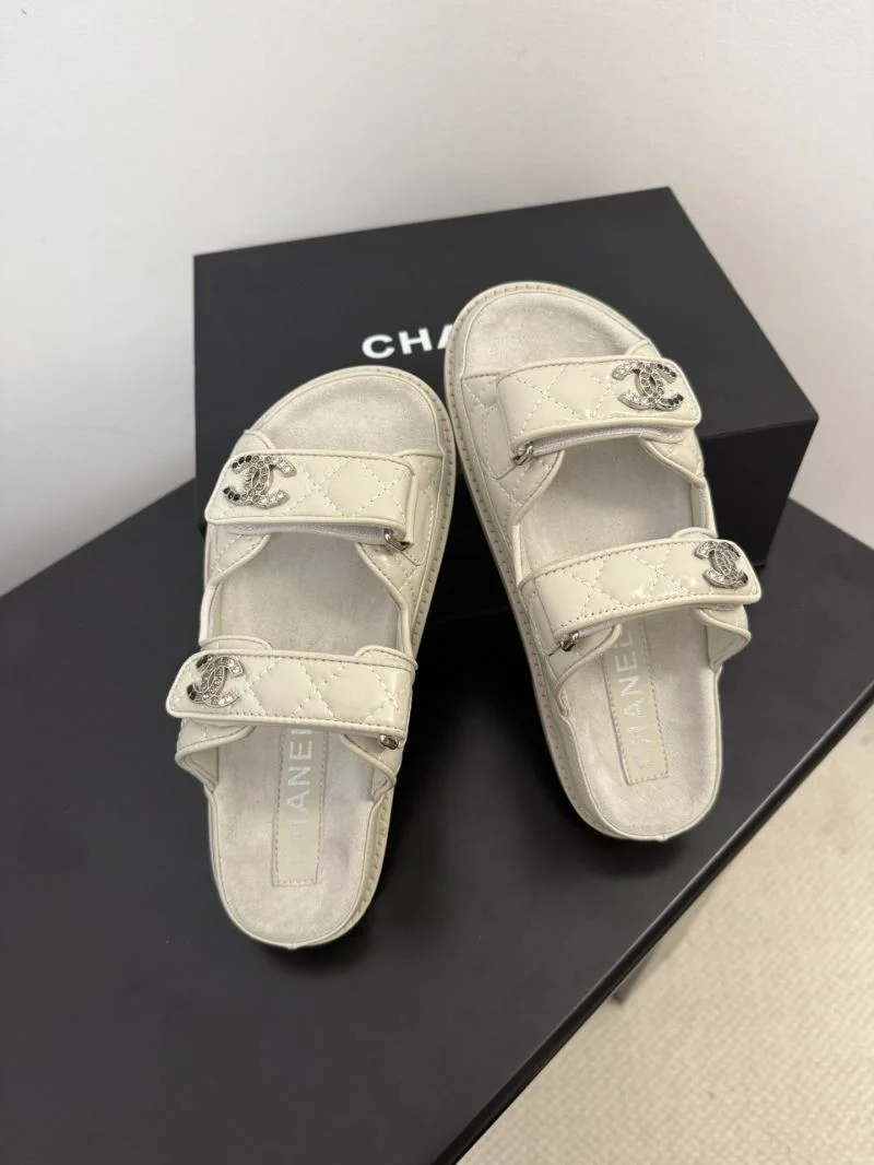 Mirror quality Chanel Slippers