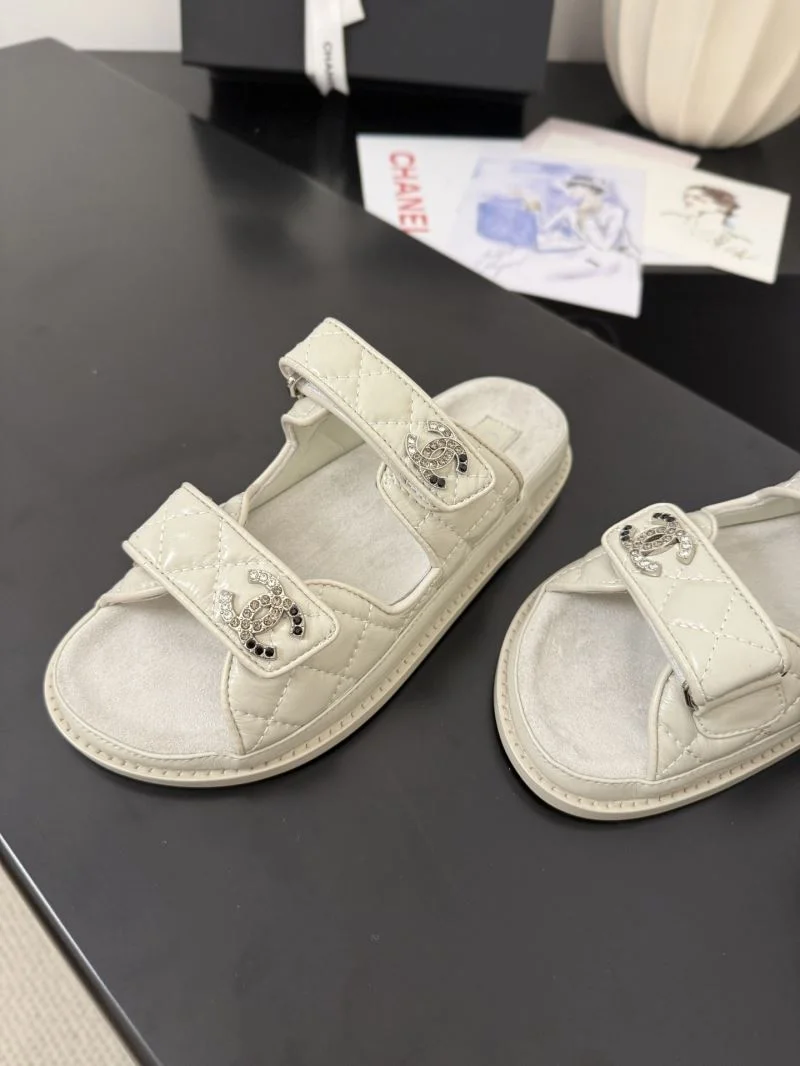 Mirror quality Chanel Slippers