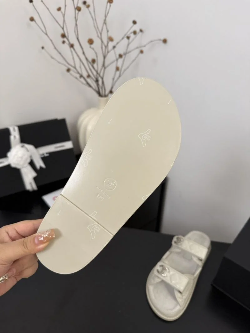 Mirror quality Chanel Slippers