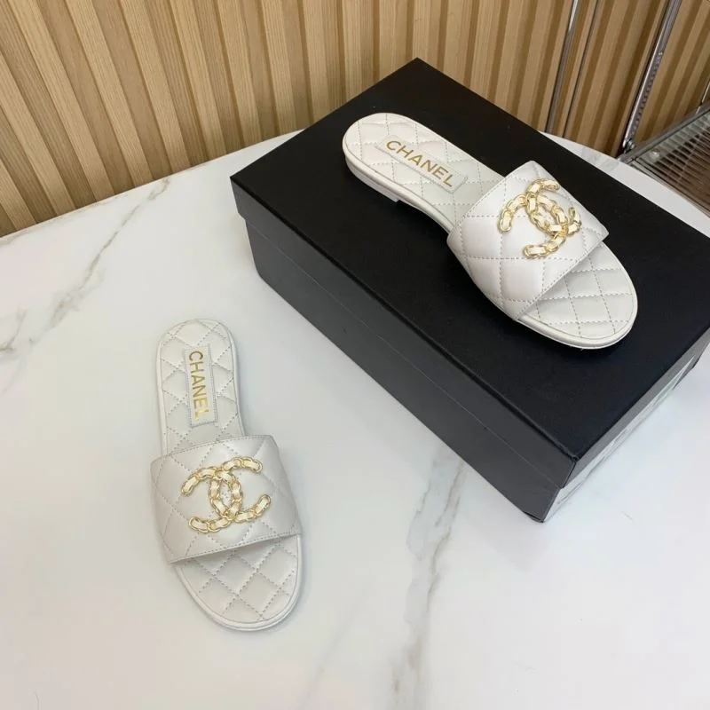 Inexpensive Chanel Slippers
