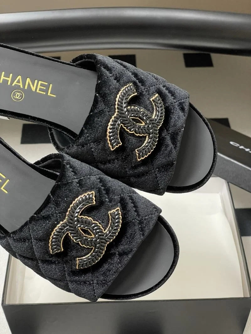 Brand-authenticated Chanel Slippers