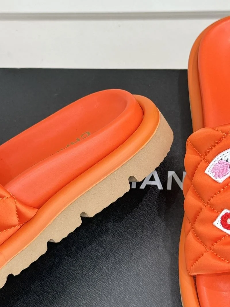 Top match Chanel Slippers