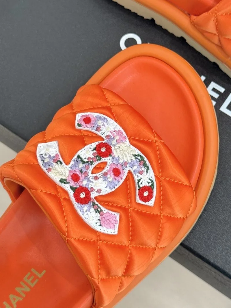 Top match Chanel Slippers