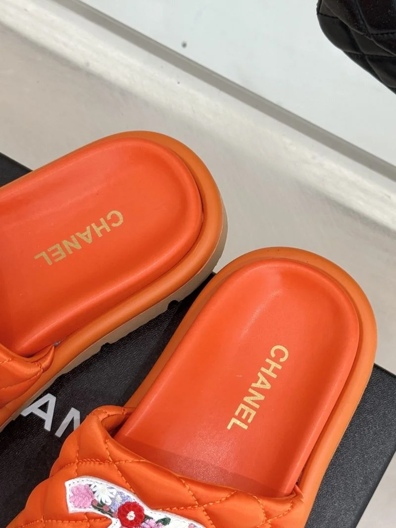 Top match Chanel Slippers