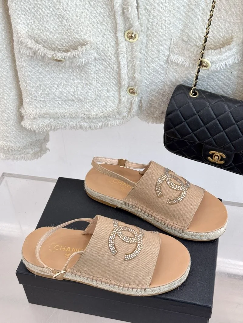 Top match Chanel Slippers