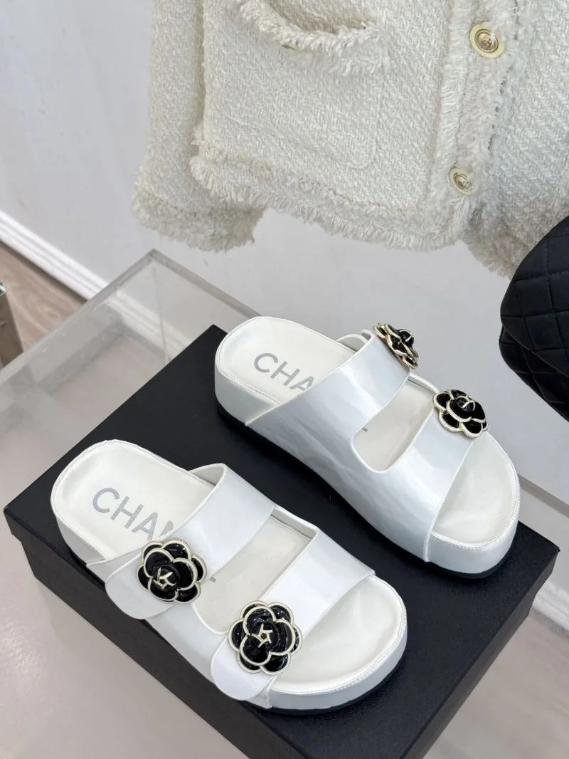 High accuracy Chanel Slippers