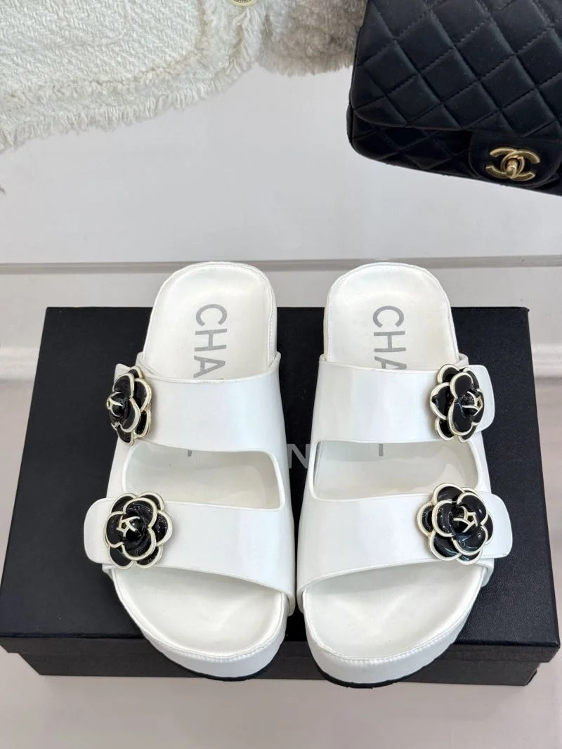 High accuracy Chanel Slippers