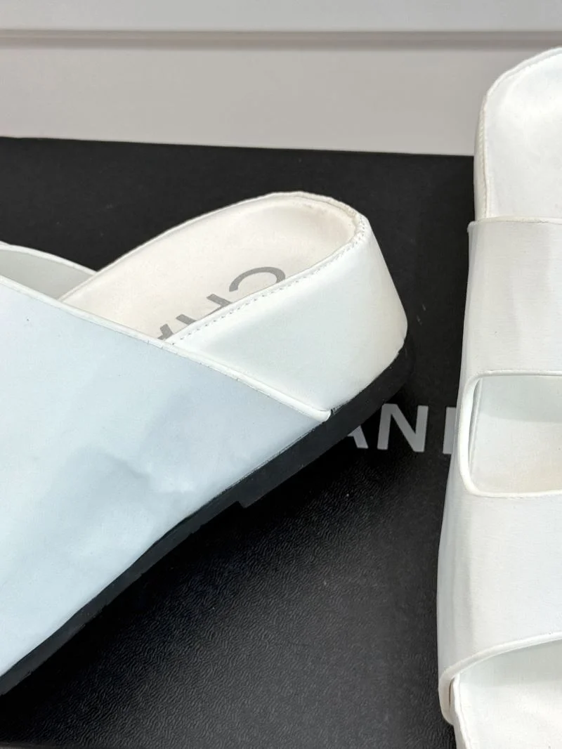 High accuracy Chanel Slippers