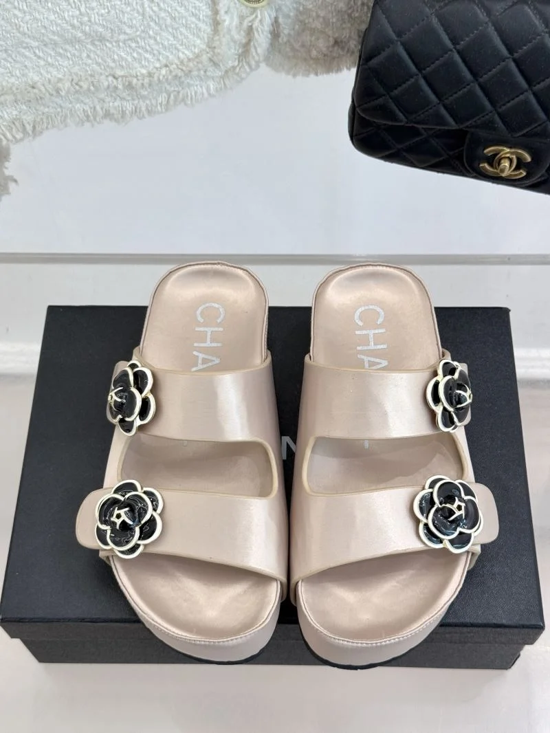 Brand-authenticated Chanel Slippers