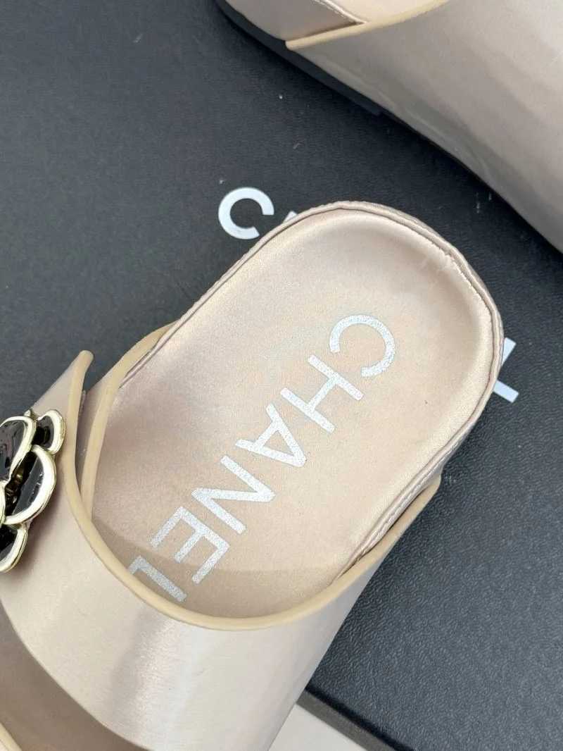 Brand-authenticated Chanel Slippers