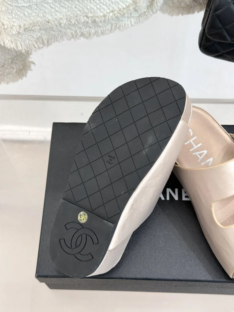 Brand-authenticated Chanel Slippers