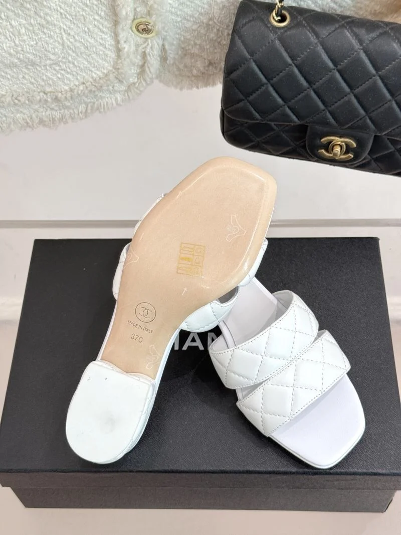 Bargain Chanel Slippers