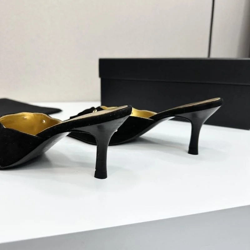 Accurate model Chanel Slippers