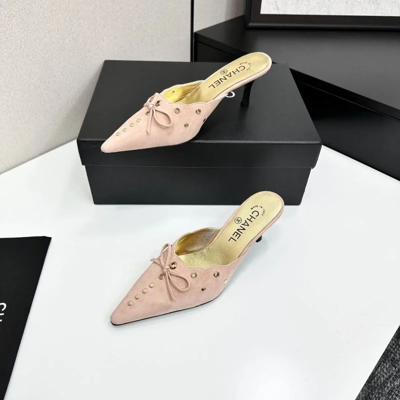 Top match Chanel Slippers