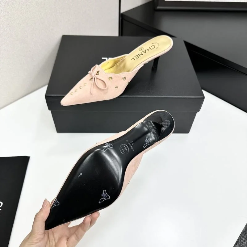 Top match Chanel Slippers