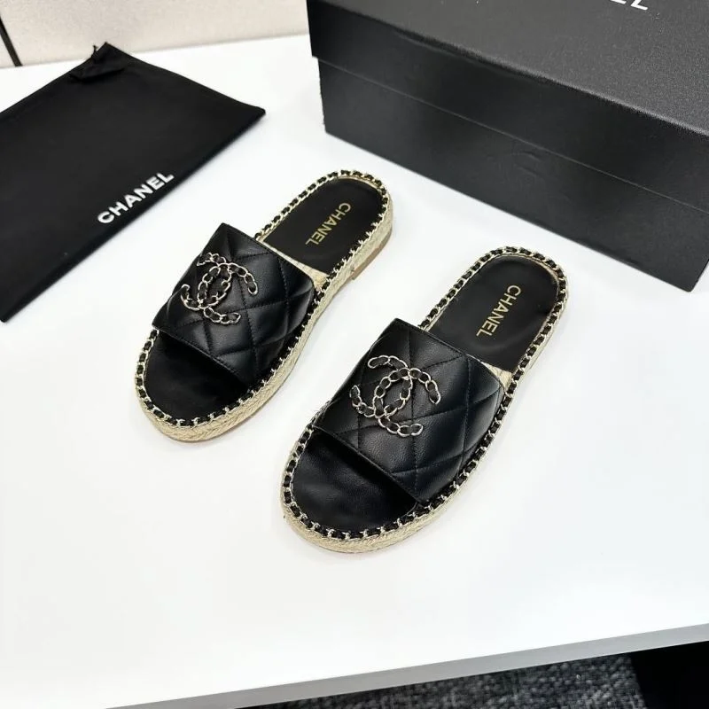 Accurate model Chanel Slippers