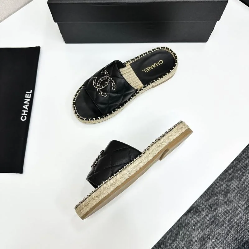 Accurate model Chanel Slippers