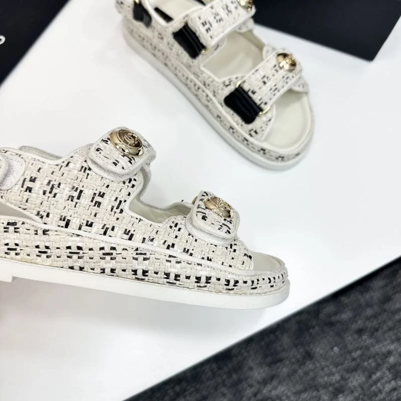1:1 copy Chanel Slippers