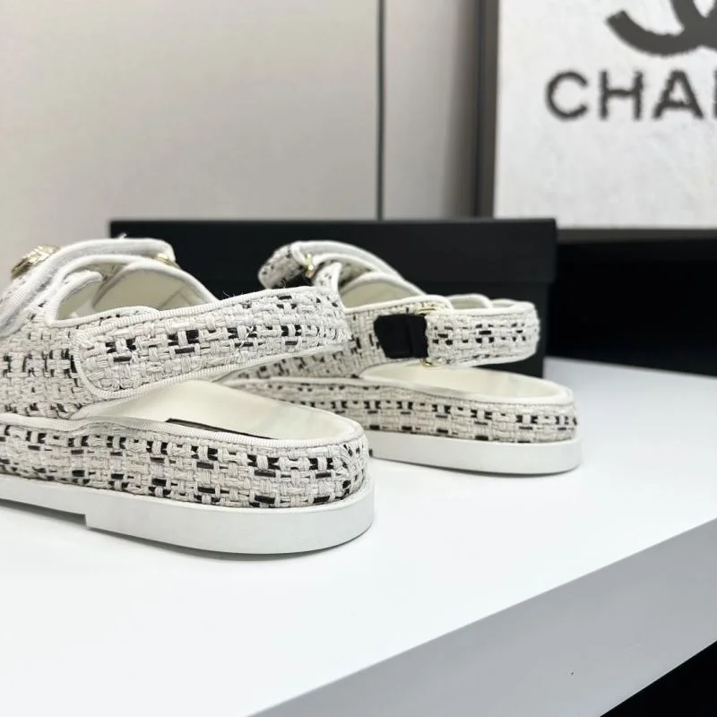 1:1 copy Chanel Slippers