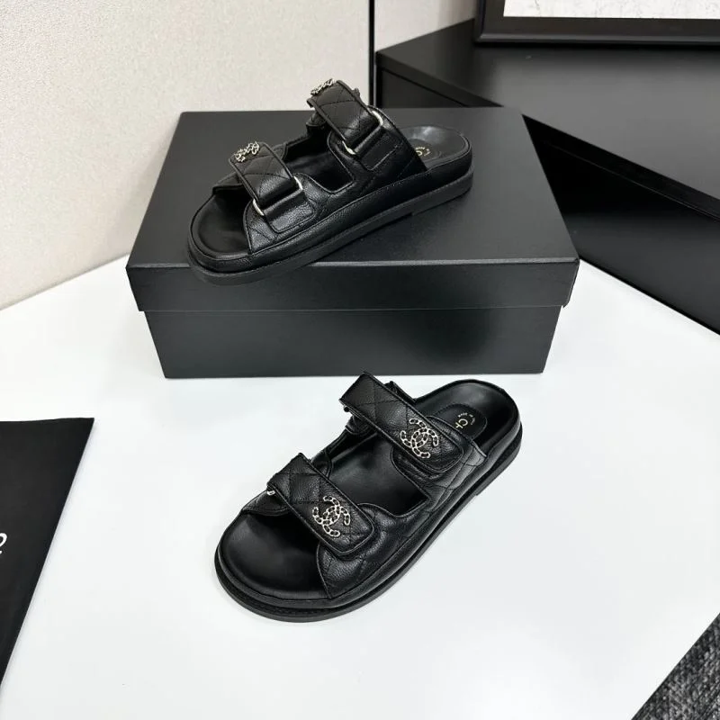 Brand-authenticated Chanel Slippers