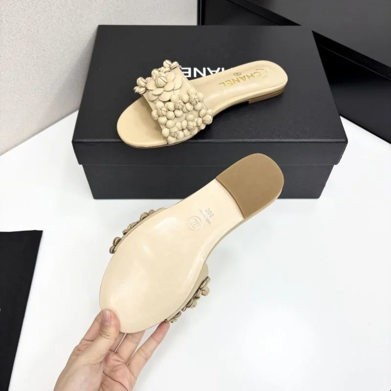 Accurate model Chanel Slippers