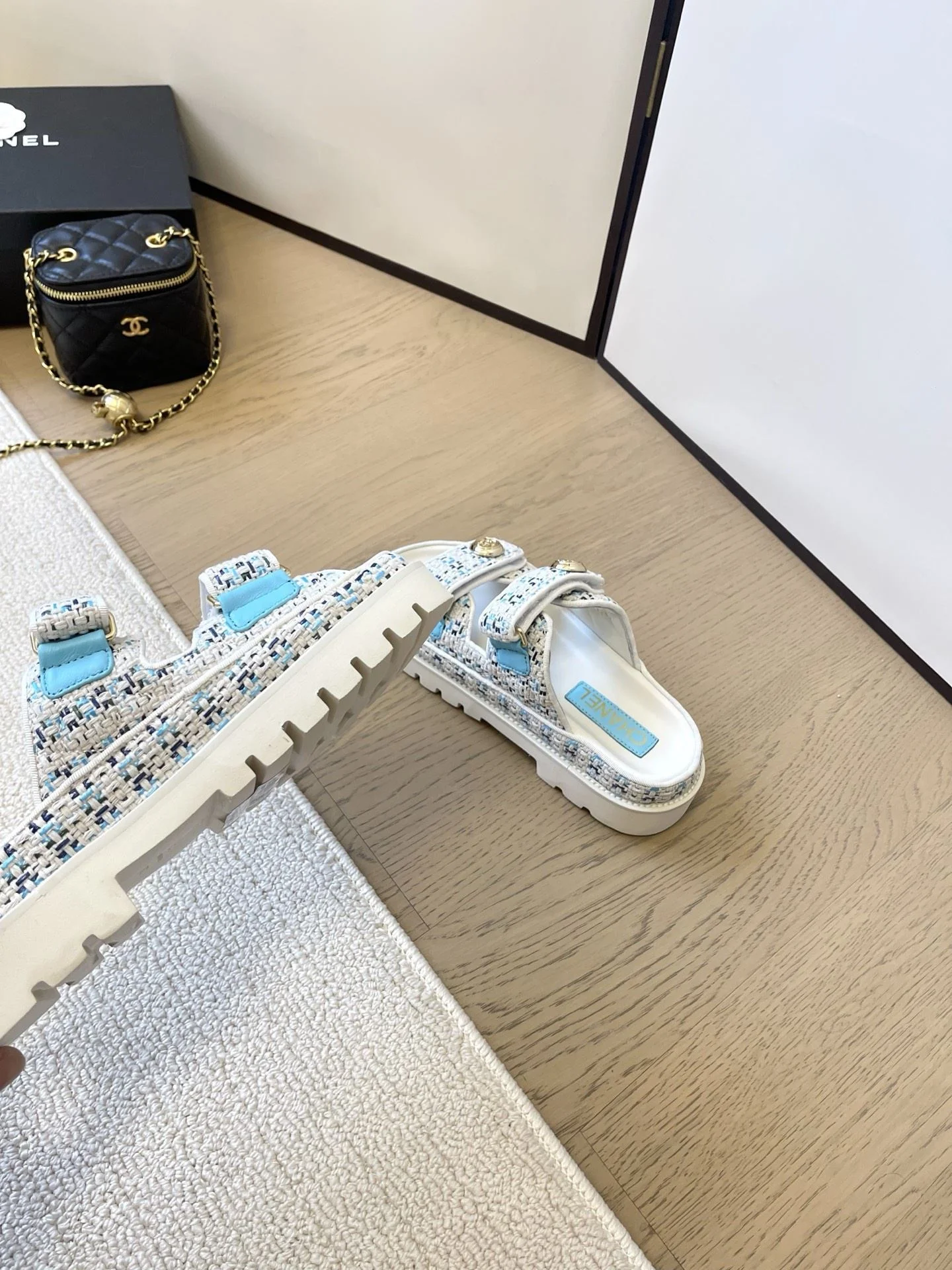 Bargain Chanel Slippers