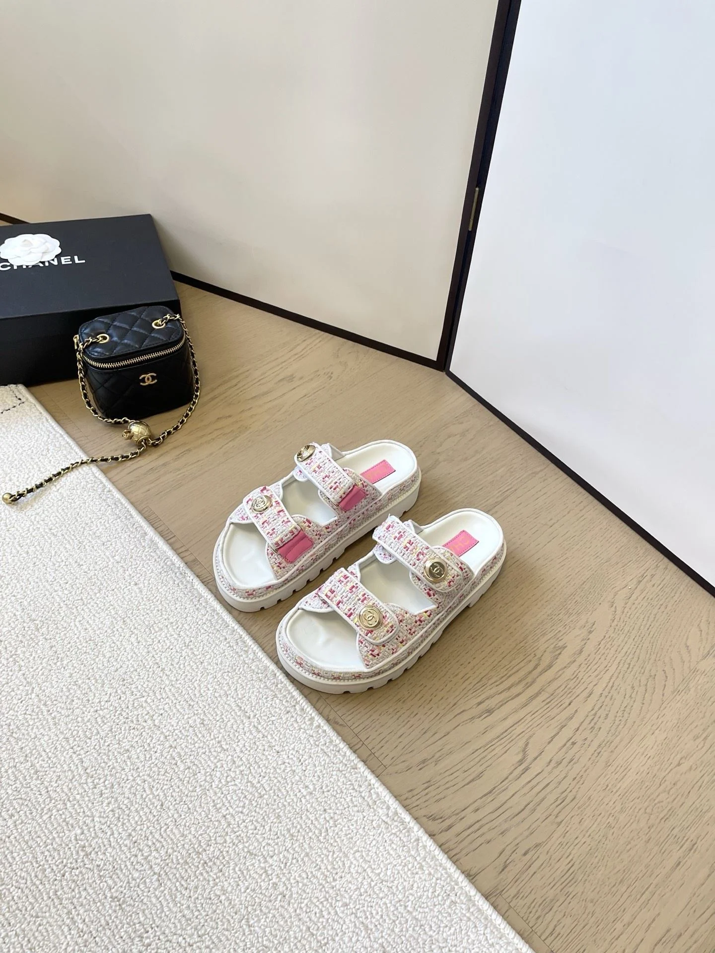 Economical Chanel Slippers
