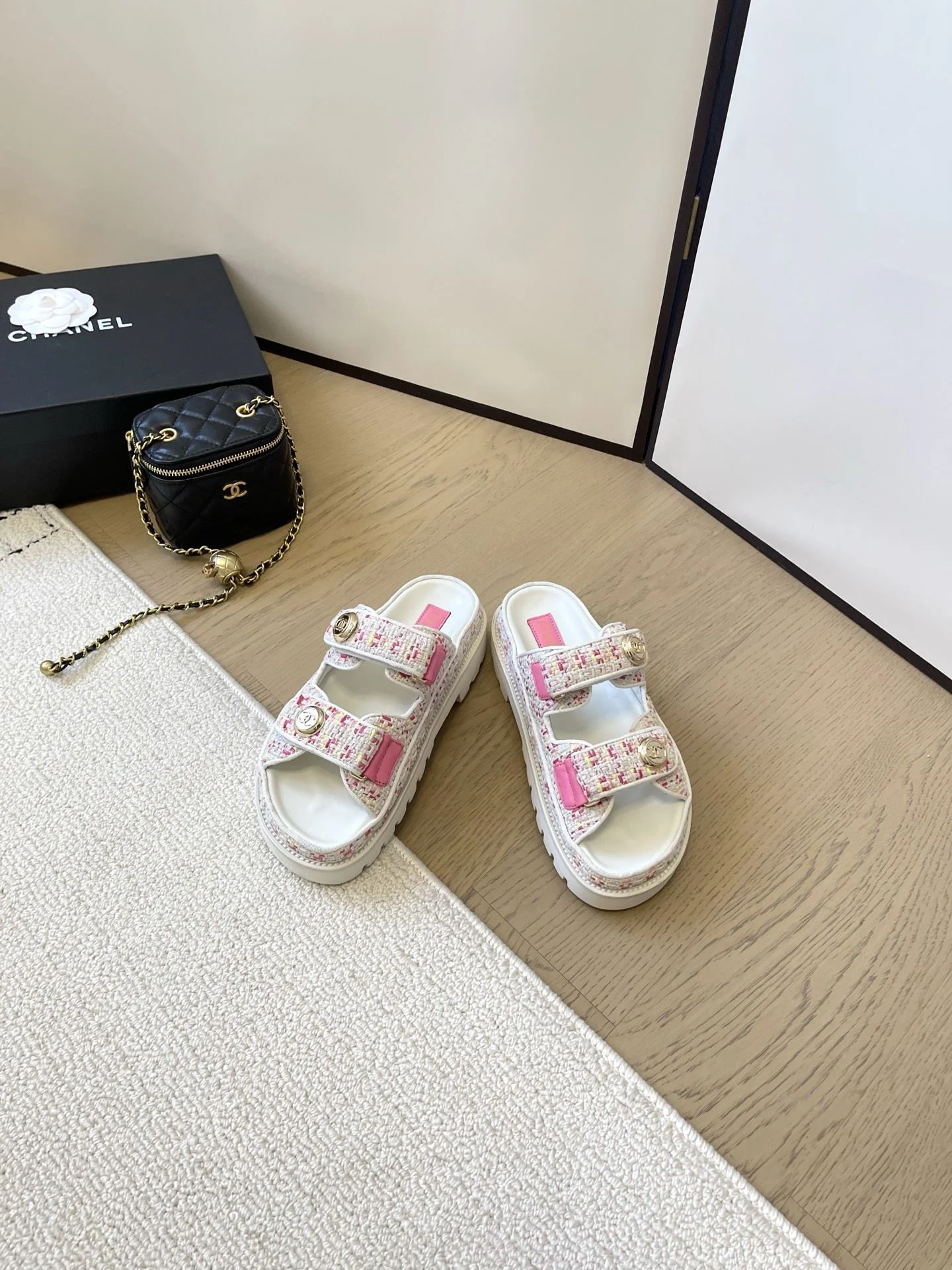 Economical Chanel Slippers