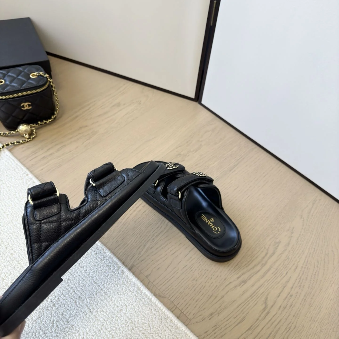 Precise copy Chanel Slippers