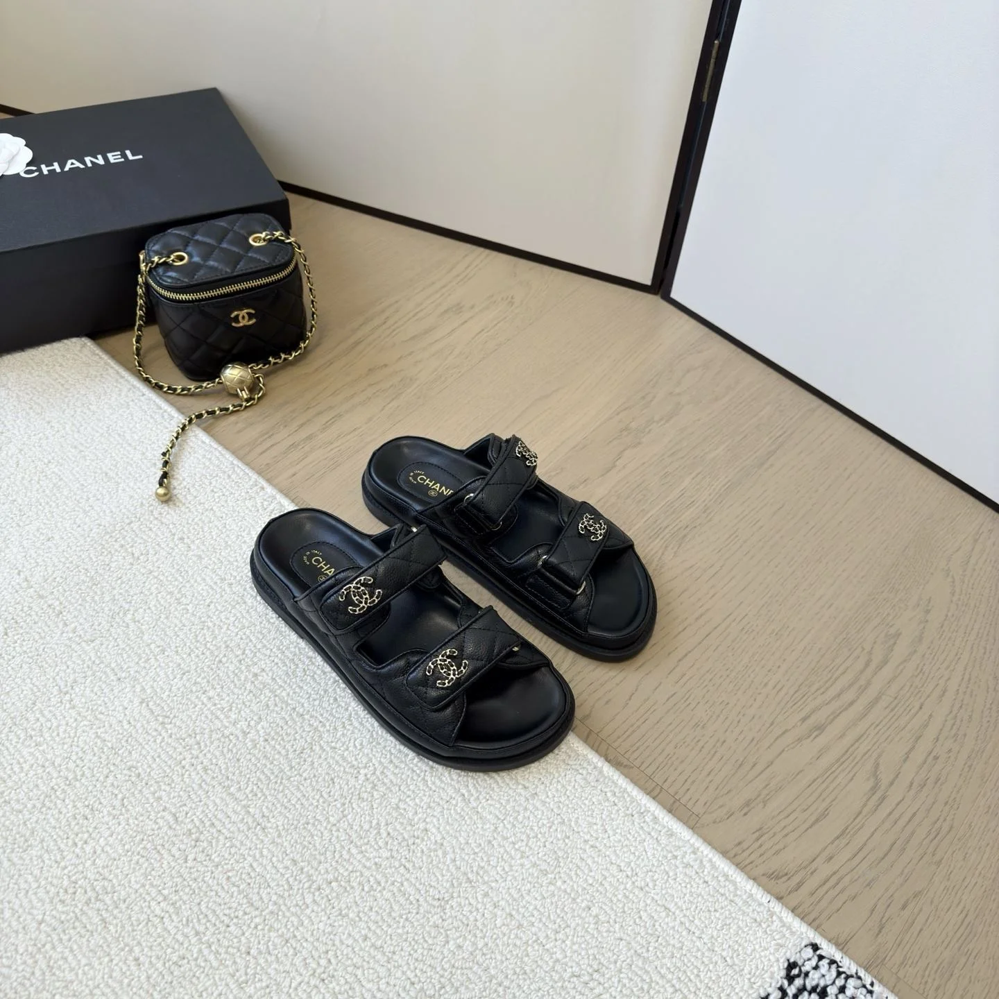Precise copy Chanel Slippers