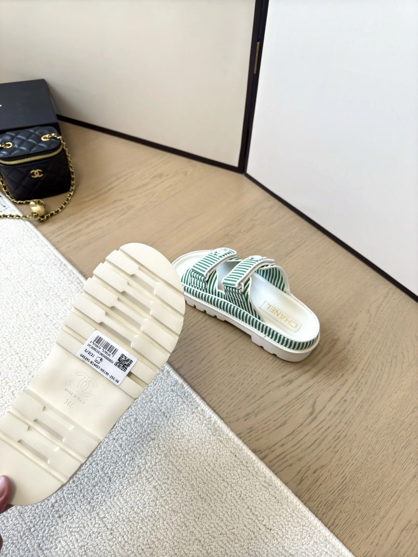 Exact replica Chanel Slippers