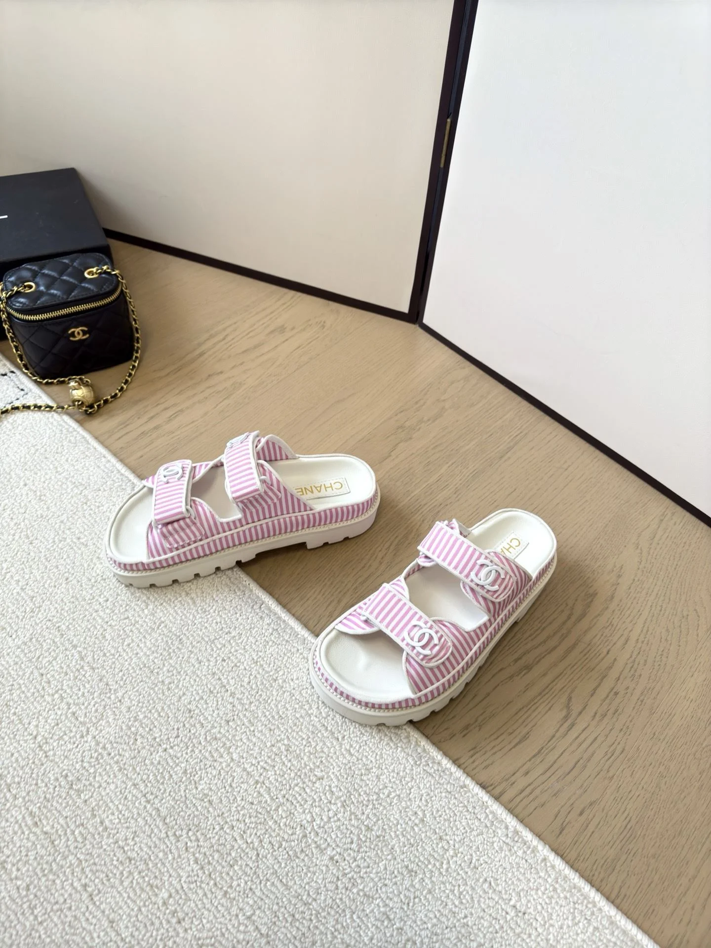 Precise copy Chanel Slippers