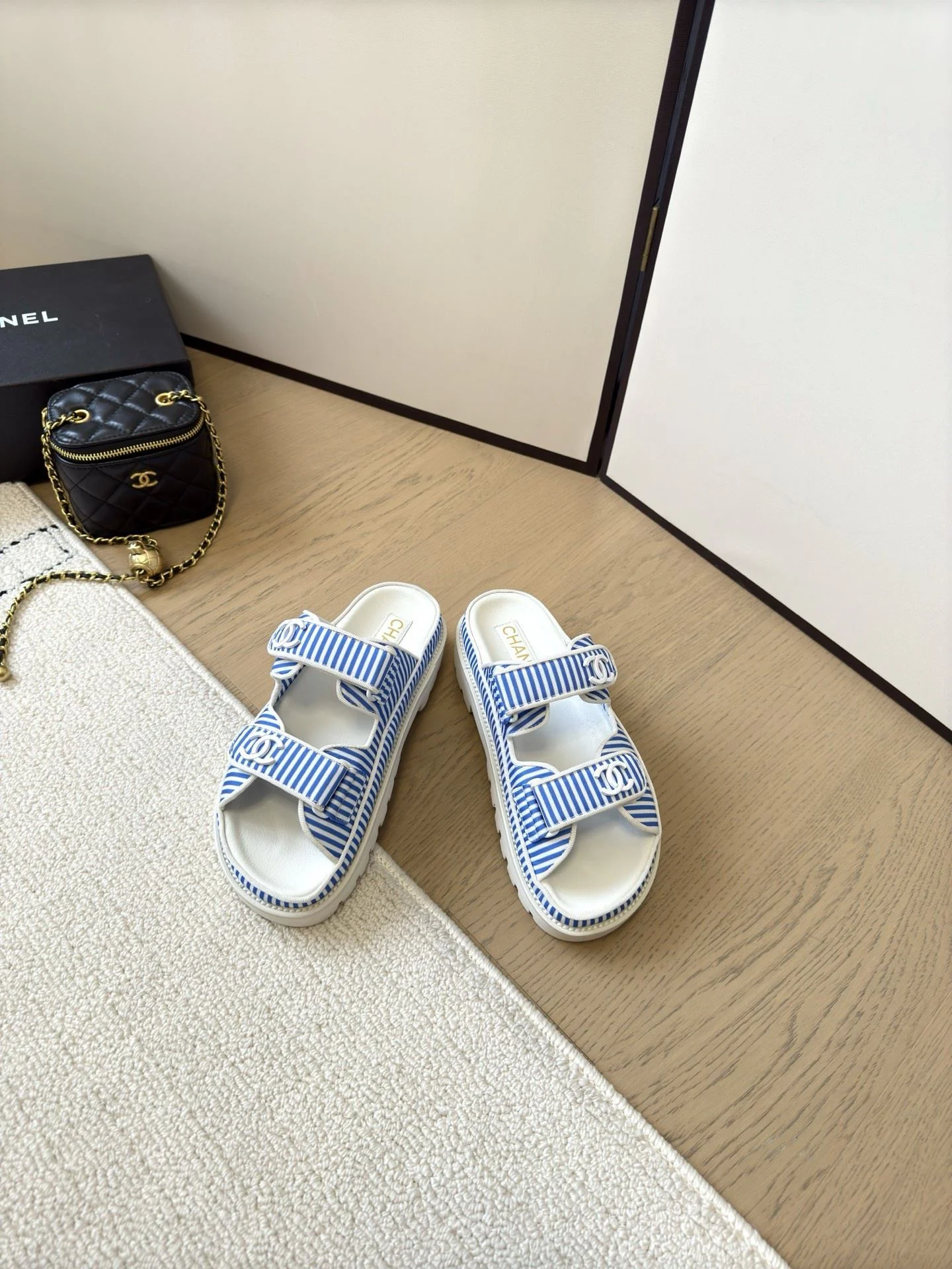 Precise copy Chanel Slippers