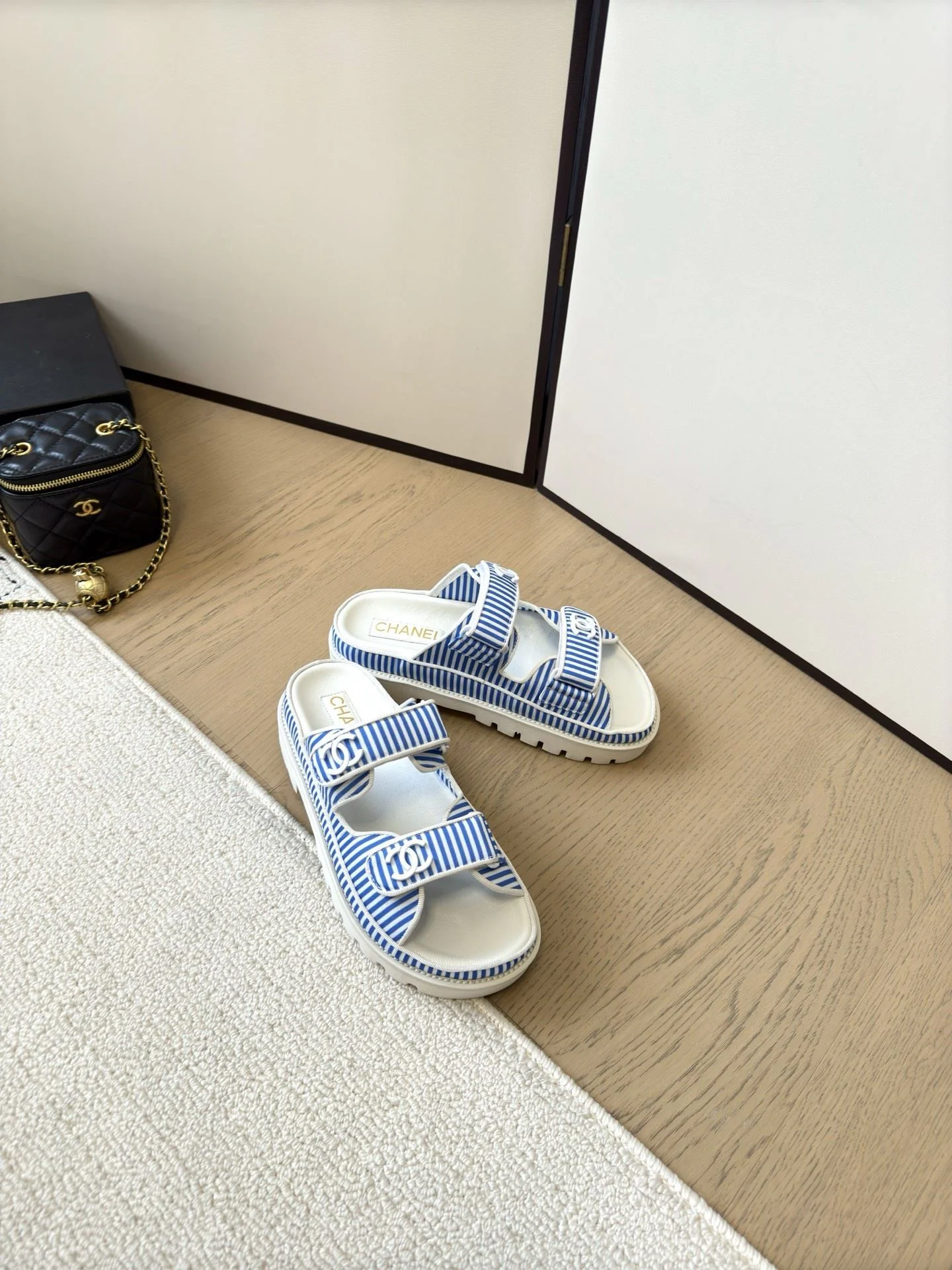 Precise copy Chanel Slippers