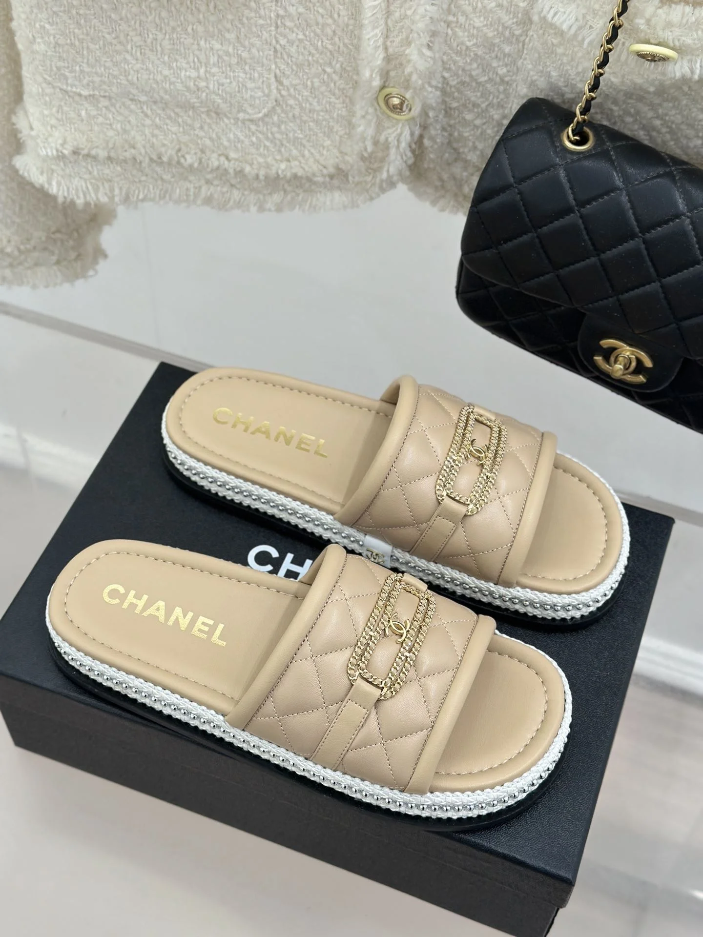 High accuracy Chanel Slippers