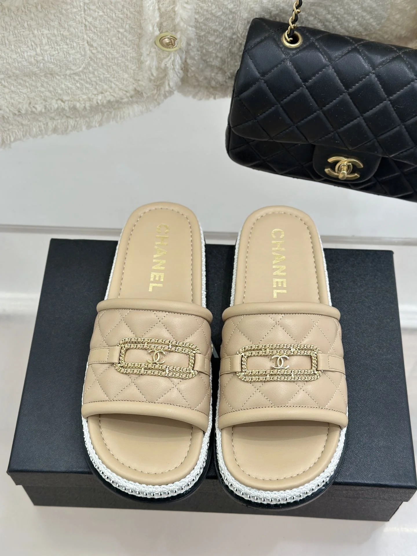 High accuracy Chanel Slippers
