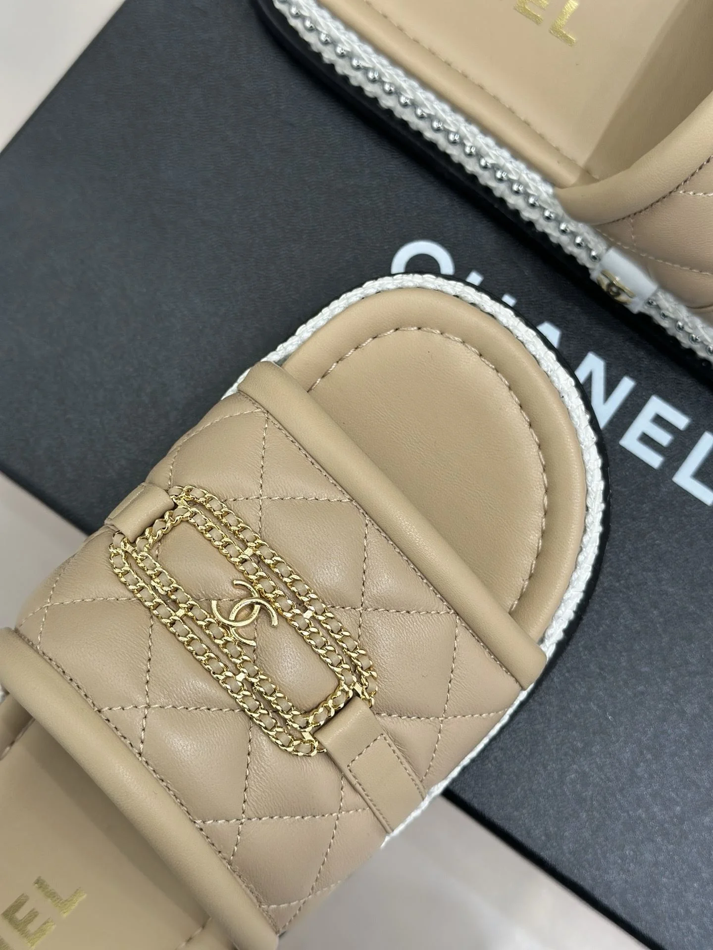 High accuracy Chanel Slippers