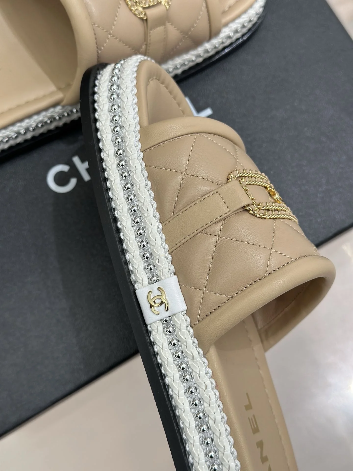 High accuracy Chanel Slippers