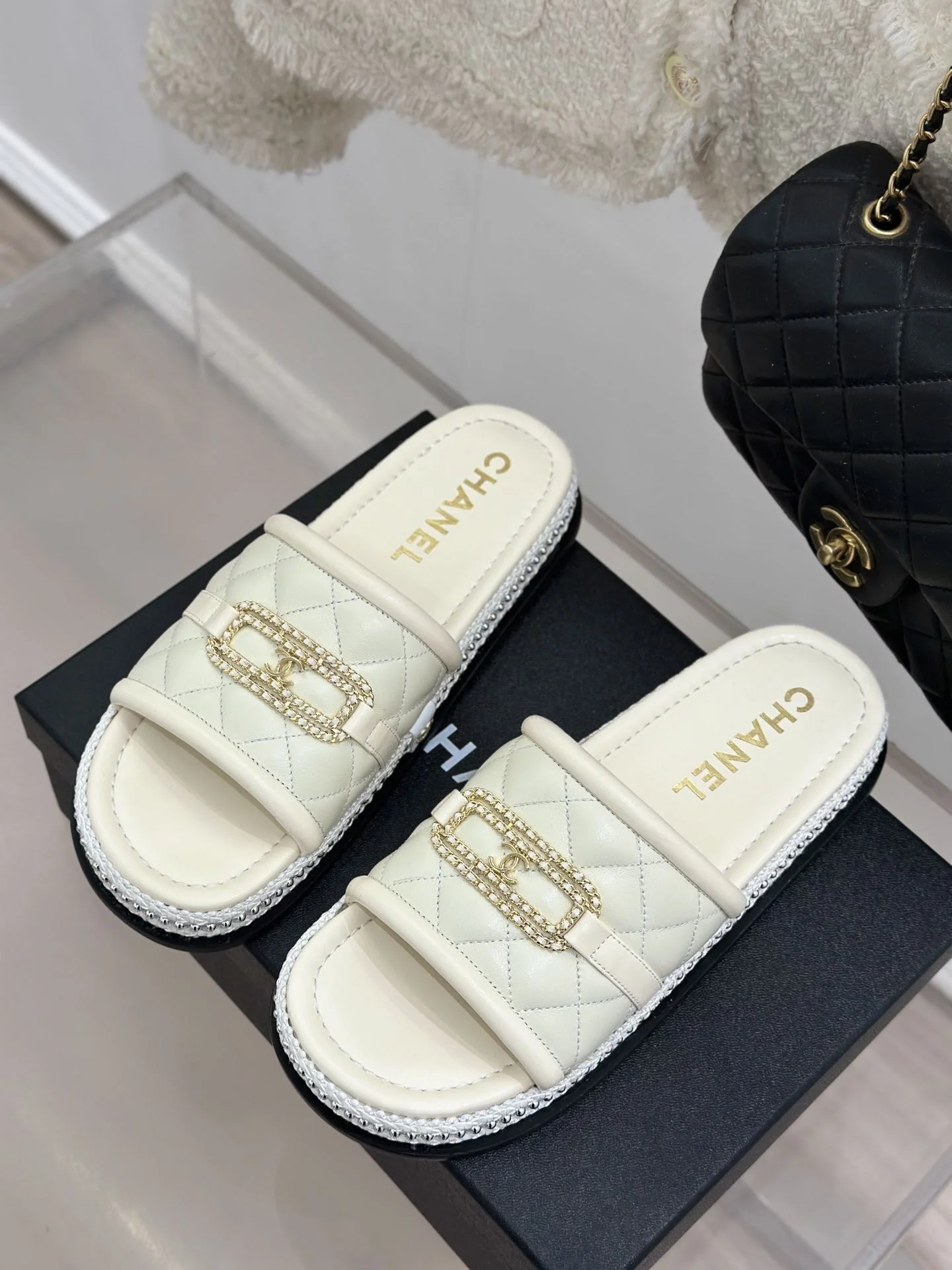 Economical Chanel Slippers