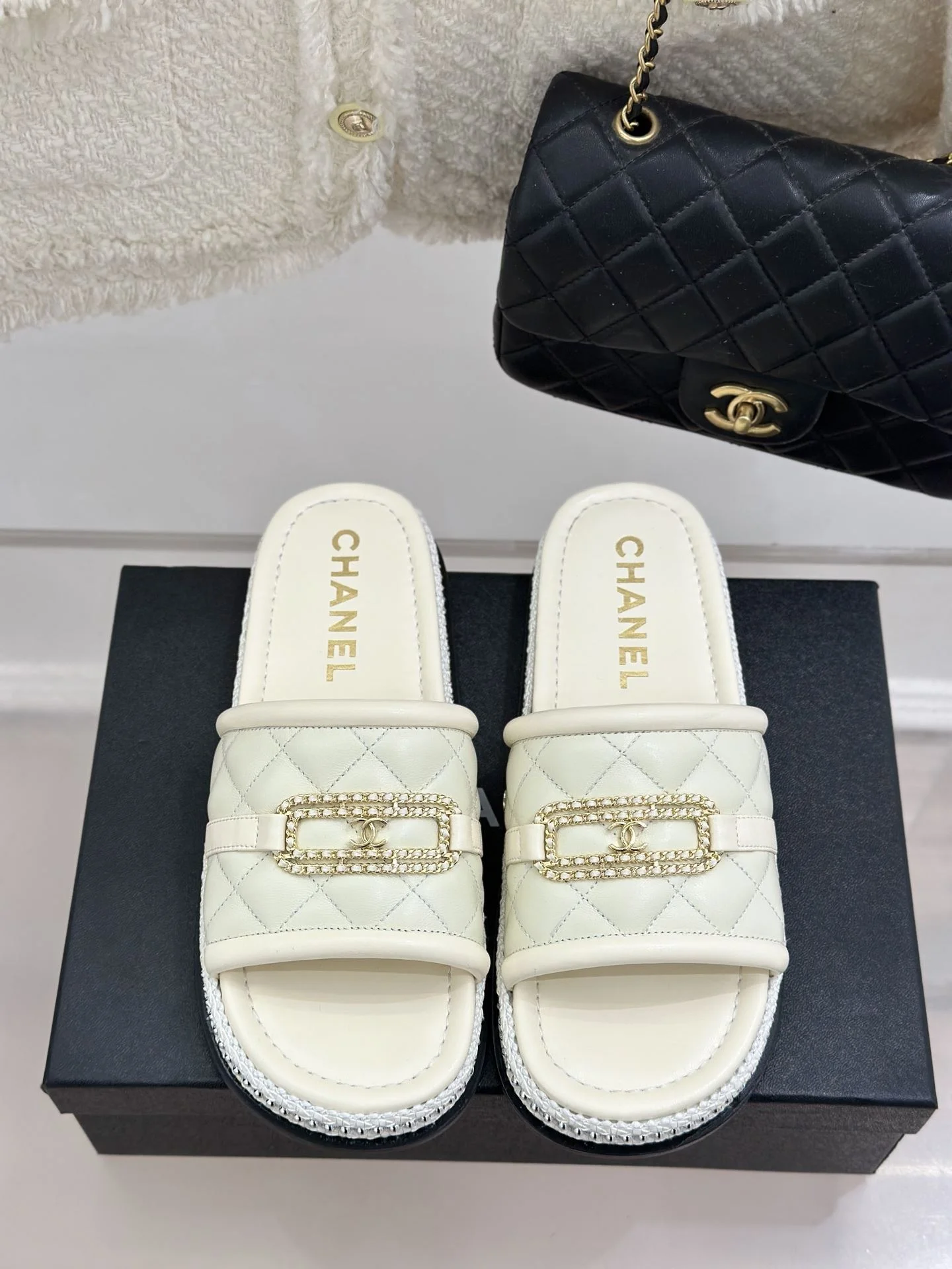 Economical Chanel Slippers
