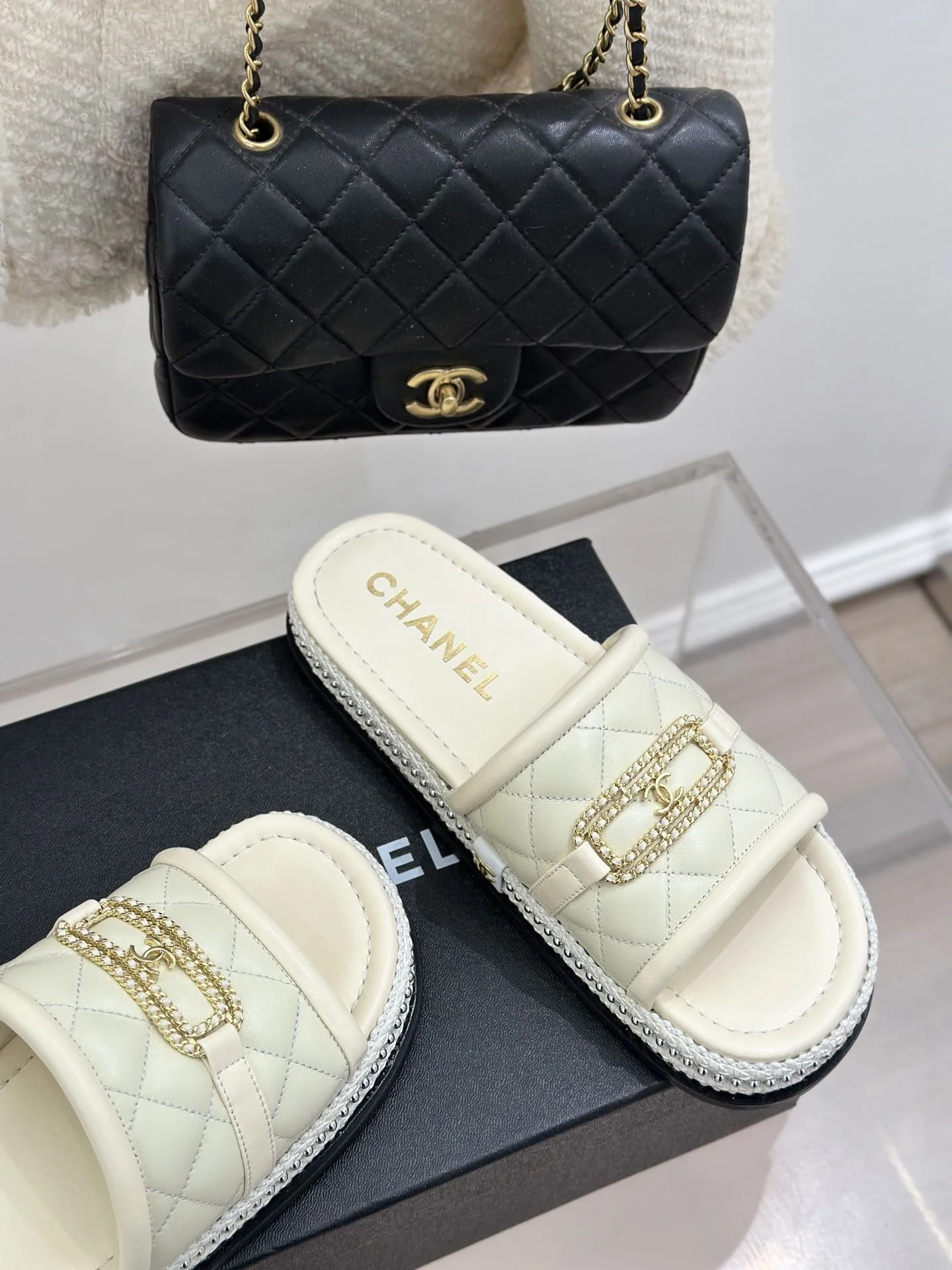 Economical Chanel Slippers